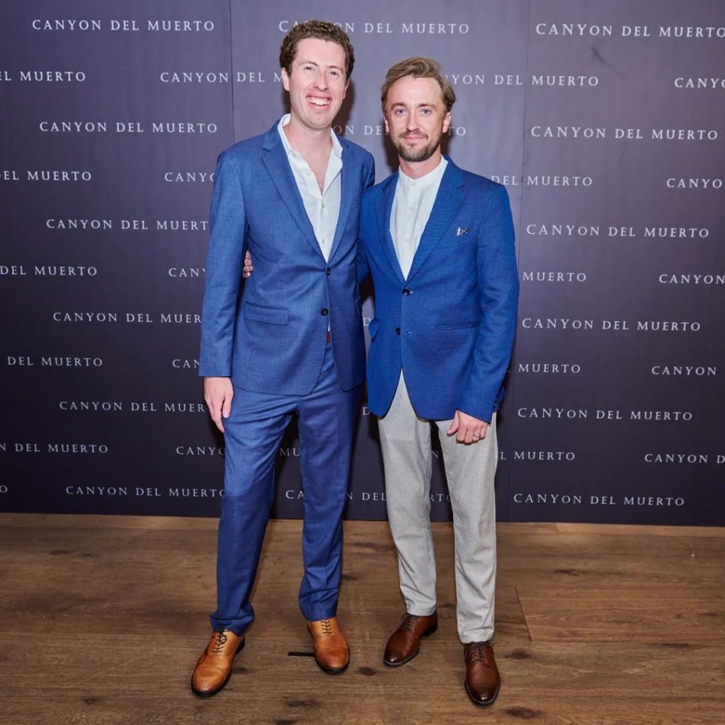 Feltbeats | Everything about Tom Felton's music. Strum on!