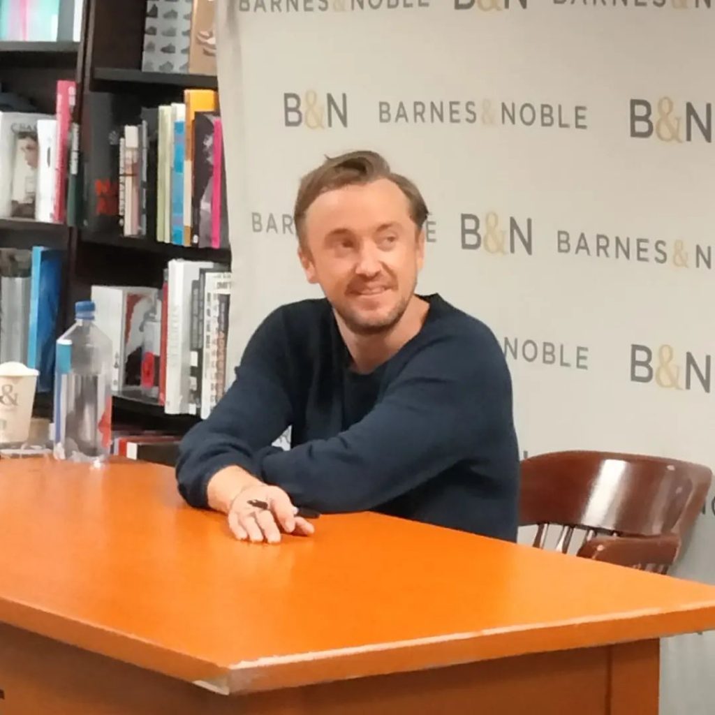 Feltbeats | Everything about Tom Felton's music. Strum on!