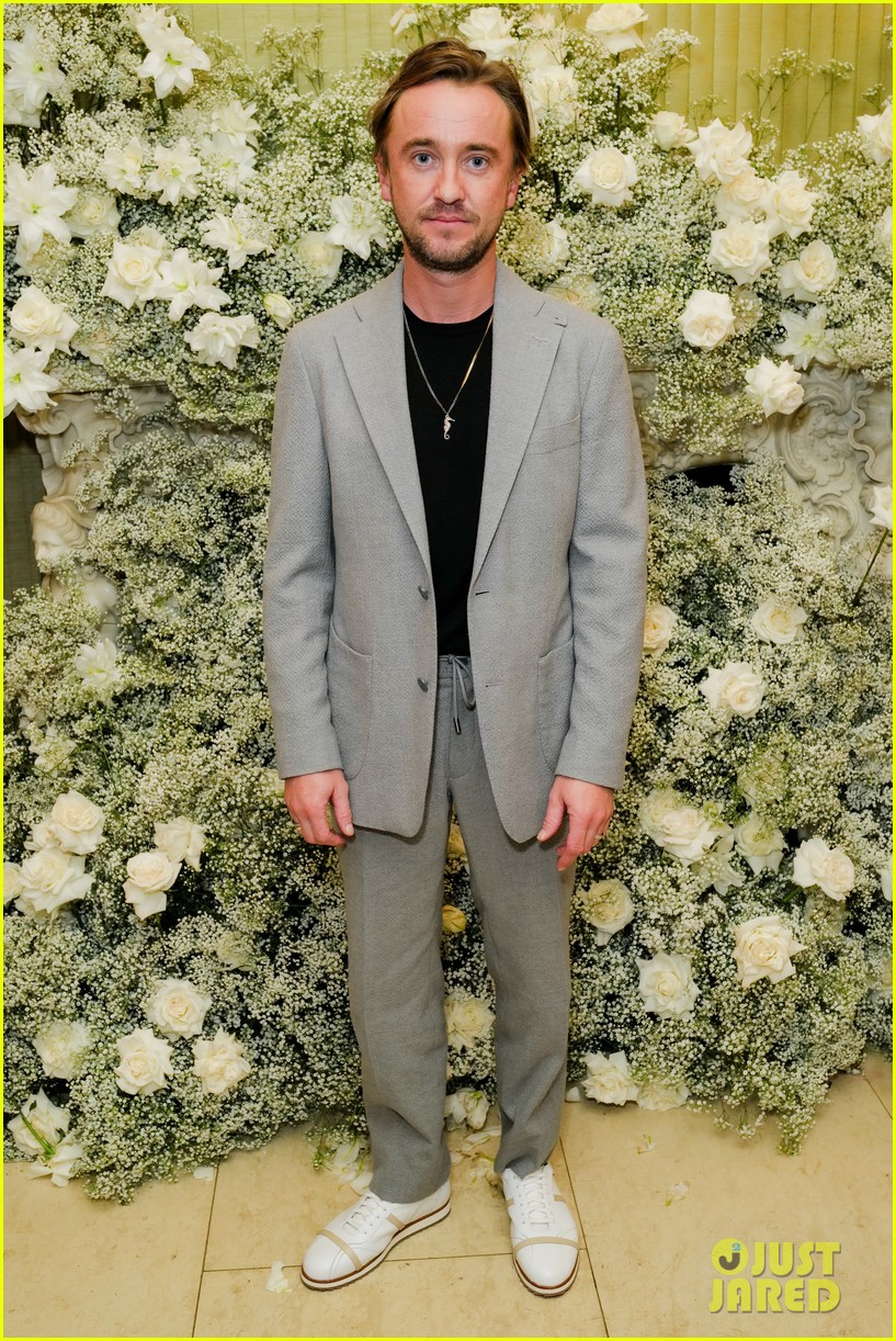 Feltbeats | Everything about Tom Felton's music. Strum on!